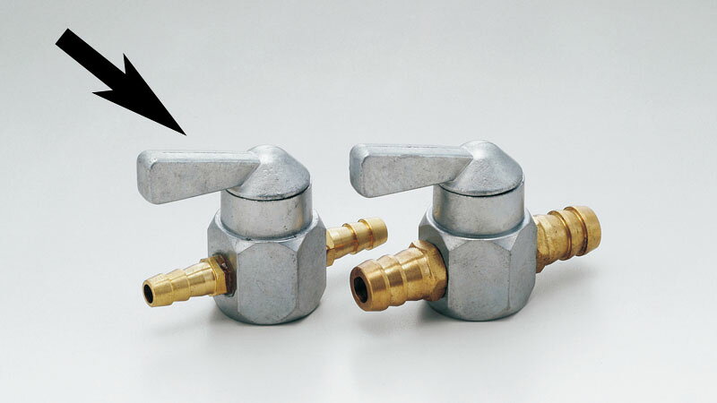 メーカー品番：105-2111JANコード：4934154115340キジマキジマ ガソリンコック ホース内径6mm用レース仕様やBIGキャブ等を装着の際に代替コックとして使用可能なガソリンコックです。【適合ホース内径】6mm【各部寸法】A...