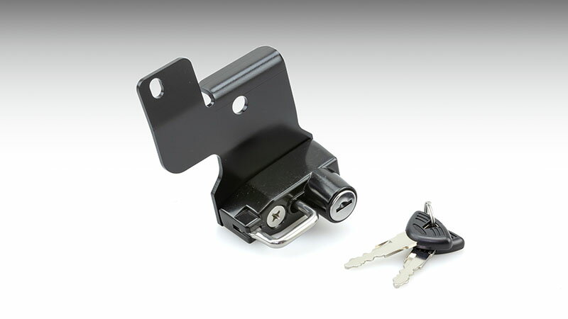 メーカー品番：HD-05154JANコード：4934154853464キジマキジマ ヘルメットロック BLKロック スポーツスターS／ナイトスター外出先等で重宝するヘルメットロックです。ショッピングや観光中にヘルメットをロックする事で、身軽...