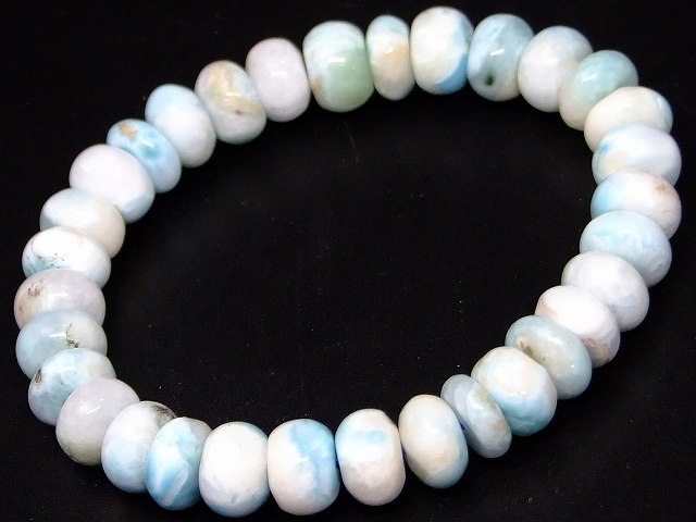 ※画像と同品質のものをお送りします。 オリジナルアクセサリー作りに是非どうぞ〜〜（m−m） ポーチに入れた状態で発送いたしますので、そのままプレゼントとしてご利用頂けます。 ※新品ですが、へこみ・傷など見られる為、わけあり商品として格安にご...