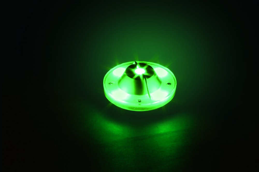 マーカーランプの電球を外して交換するだけで 高輝度MSDを5個搭載したLEDバスマーカーに変身させるマーカーユニット。 12V／24V共用