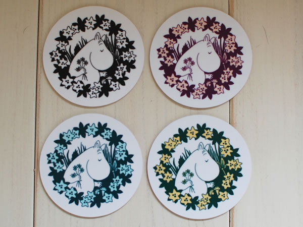 ムーミン出版70周年。およそ25年にわたりトーベヤンソンが書き続けた全9巻にわたるムーミン童話。  その記念すべき第1巻「小さなトロールと大きな洪水」が世に出てから70年。 それを記念して、Opto design(オプトデザイン)...