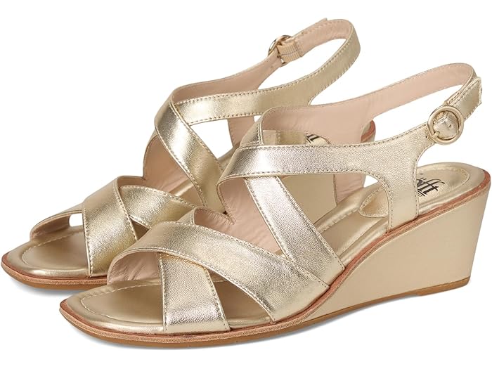 ■商品詳細 ■ブランド SofftSofft ■商品名 Gigi ギギ ■商品状態 新品未使用・並行輸入品 ■色 Platino - 輸入品。 - 製品の測定は、サイズ7、幅M（B）を使用して行われました。サイズによりサイズが異なる場合がご...