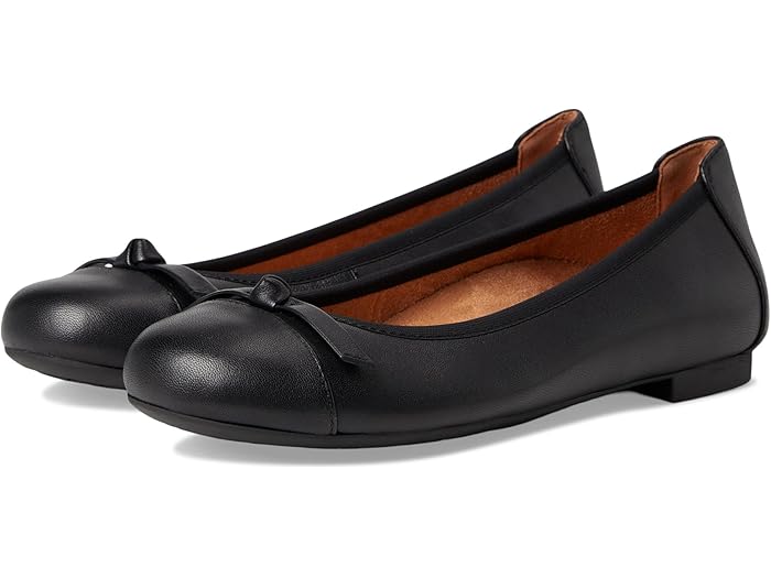 ■商品詳細 ■ブランド VIONICVIONIC ■商品名 Amorie Skimmers アモリエ スキマーズ ■商品状態 新品未使用・並行輸入品 ■色 Black Leather - ロートップ、ラウンドトゥシルエット。 - ポリウレタ...