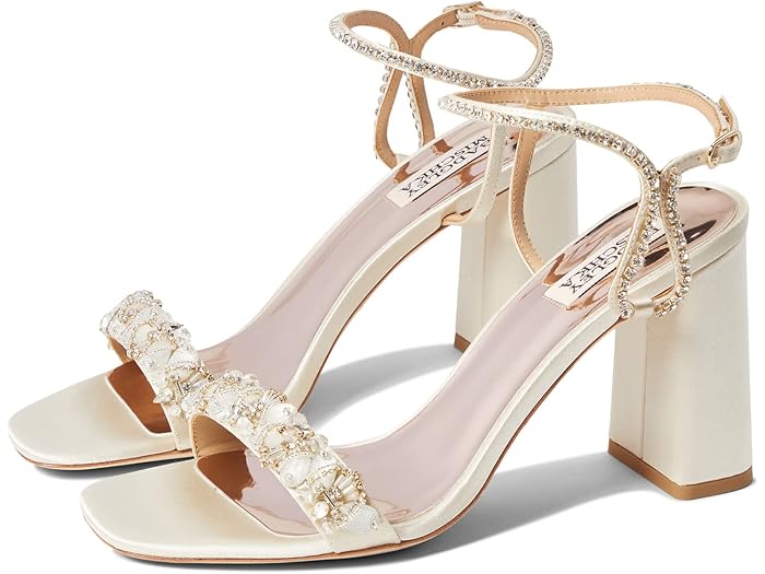 ■商品詳細 ■ブランド Badgley MischkaBadgley Mischka ■商品名 Tanisha タニシャ ■商品状態 新品未使用・並行輸入品 ■色 Ivory - BadgleyMischkaTanishaヒールは、きらめく...