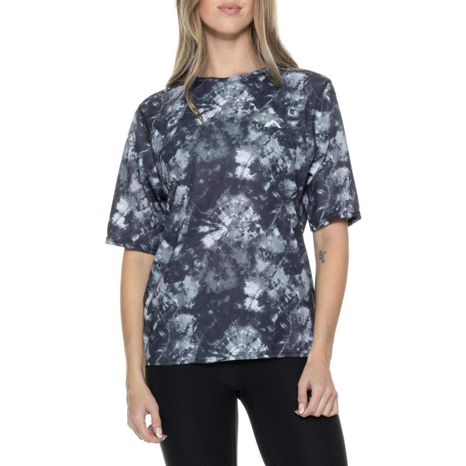 ■商品詳細■ブランドStrafeストレイフ■商品名Skyline Tech Shirt - Short Sleeve スカイライン テック シャツ - ショート スリーブ■商品状態新品・並行輸入品■色Blackout Tie Dye2枚目以...