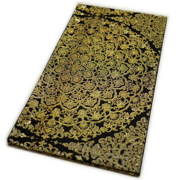 華やかで豪華な京都西陣織の袋帯です。 振袖・訪問着・色無地・付下げなどに締めていただけます。 良い帯をすると着物のランクもアップします。 ぜひお手持ちの帯の一本にお加え下さい。 こちらは当店で既にお仕立てをしておりますので、すぐに締めて頂け...