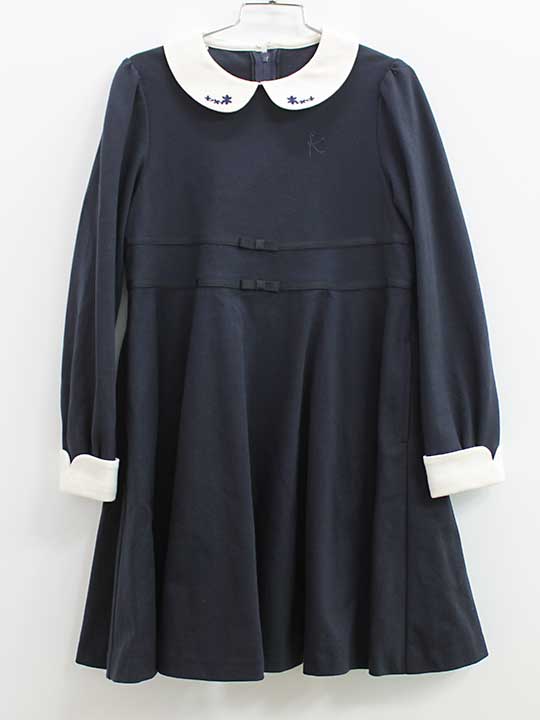 サイズ 130cm 素材 綿59％・ポリエステル41％ 色 濃紺 汚れ、ダメージ等 汚れ、色褪せなし 使用感ランク A 性別 女児 その他 肩からの着丈約67cm ＊使用感ランクは、Cを除き、あくまでも使用感のみ表すランクで、汚れ等は別欄で...