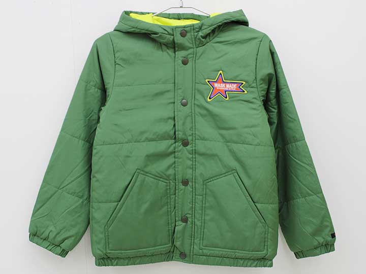 サイズ 150cm 素材 表・裏地・中綿：ポリ100％ 色 緑 汚れ、ダメージ等 汚れや色褪せはありません 使用感ランク 特A 性別 男の子 その他 特にありません ＊使用感ランクは、Cを除き、あくまでも使用感のみ表すランクで、汚れ等は別欄...