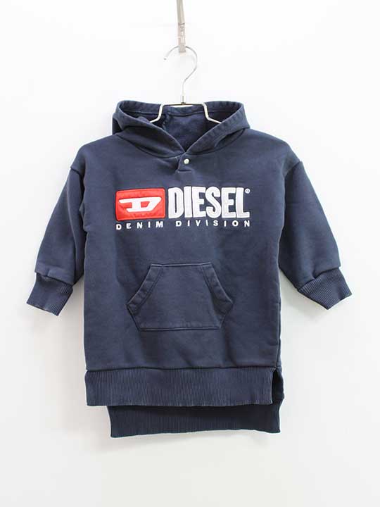 サイズ 90cm 素材 綿100％ 色 紺 汚れ、ダメージ等 軽い色褪せありますが、その他目立つ汚れありません 使用感ランク AB 性別 女の子 その他 実寸着丈約40cm ＊使用感ランクは、Cを除き、あくまでも使用感のみ表すランクで、汚れ...