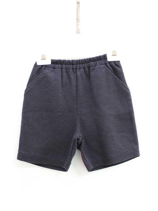 サイズ 110cm 素材 アクリル70％・毛30％ 色 濃紺 汚れ、ダメージ等 軽い毛羽立ちがありますが、他汚れなどありません 使用感ランク AB 性別 男の子 その他 参考定価￥16,500ウエストゴム、開閉しません ＊使用感ランクは、C...