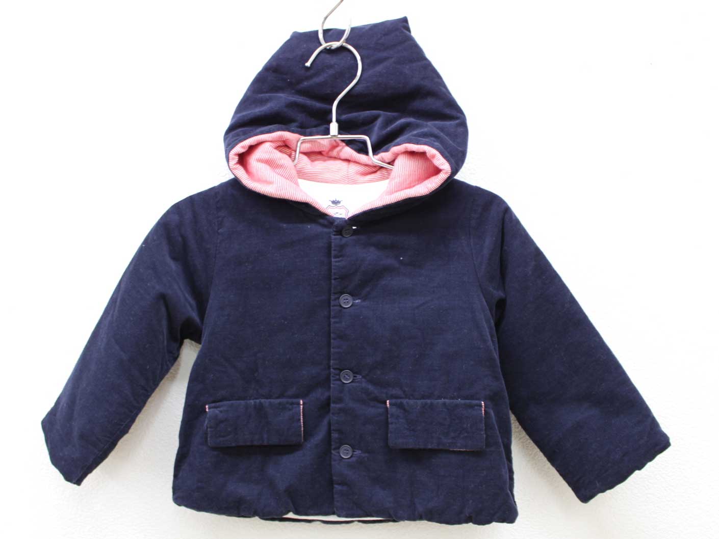 サイズ 81cm(18M) 素材 綿100％、中綿ポリ100％ 色 紺、白、赤 汚れ、ダメージ等 汚れ、色褪せなし 使用感ランク A 性別 男女兼用 その他 特になし ＊使用感ランクは、Cを除き、あくまでも使用感のみ表すランクで、汚れ等は別...