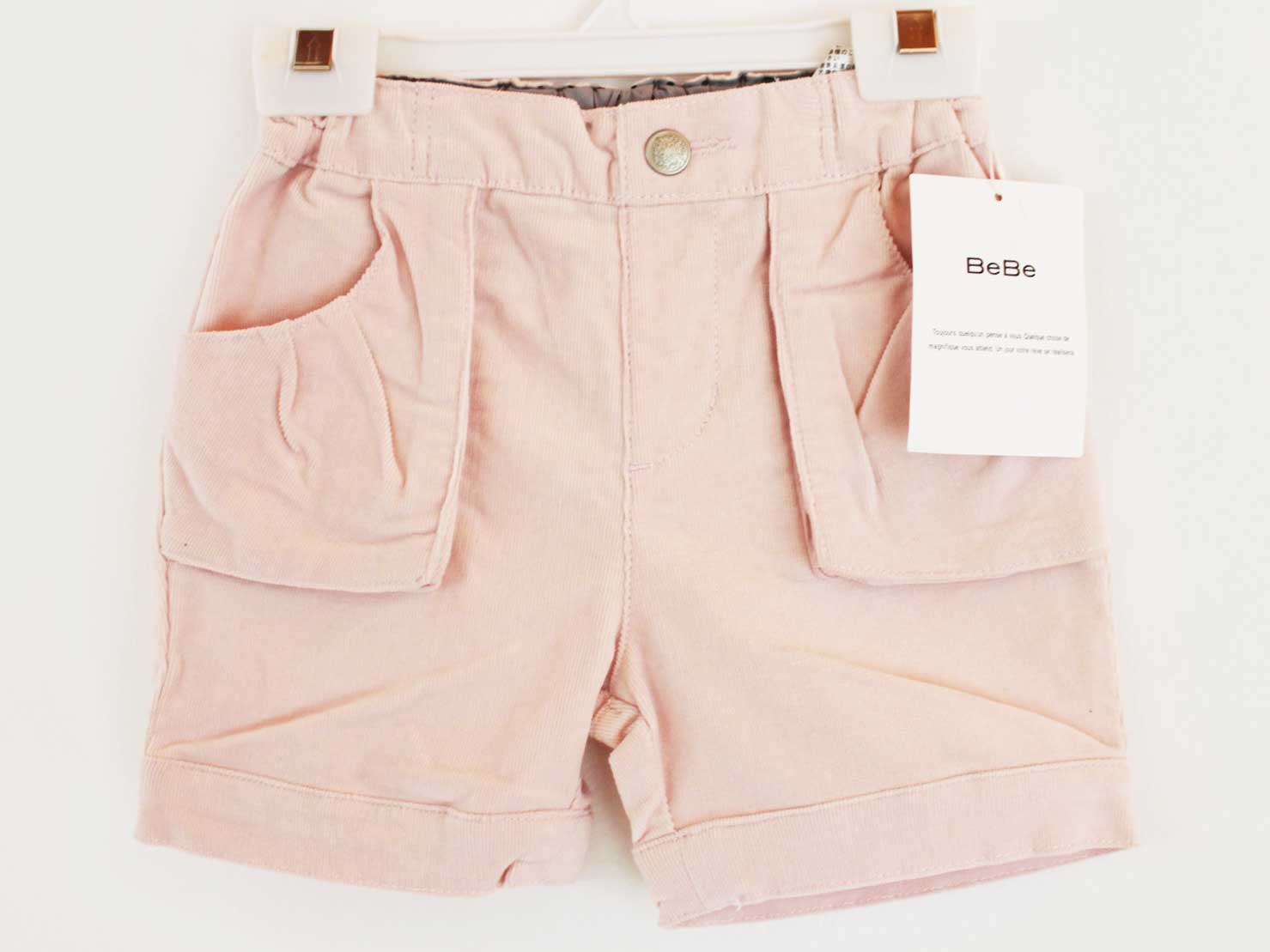 サイズ 90cm 素材 綿95％、ポリウレタン5％ 色 ピンク 汚れ、ダメージ等 使用感ランク S 性別 女の子 その他 フロント部分、開閉しません ウエスト背面ゴム、アジャスター機能付き コーデュロイ生地、定価税込：6,490円 ＊使用感...