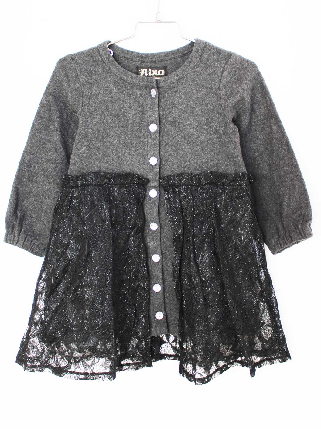 サイズ 100cm 素材 綿95％、ナイロン5％ 色 グレー、黒 汚れ、ダメージ等 汚れ、色褪せはありません 使用感ランク A 性別 女の子 その他 着丈約50cm、右脇ポケットあり 前中央、ボタンで開閉します ＊使用感ランクは、Cを除き、...