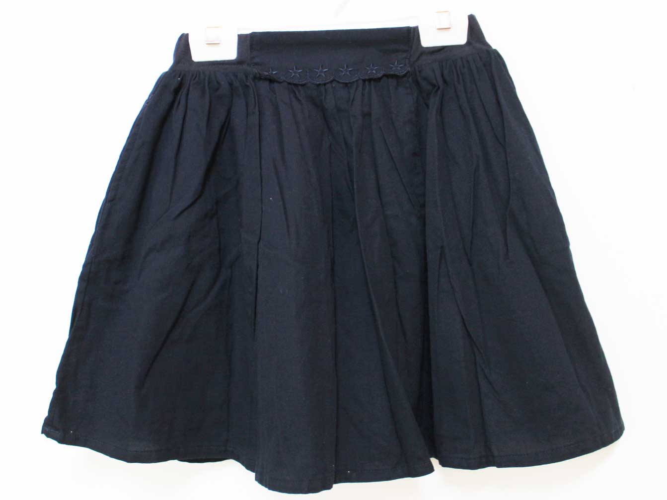 サイズ 120cm 素材 表・裏地：綿100％ 色 紺 汚れ、ダメージ等 汚れ、色褪せはありません 使用感ランク A 性別 女の子 その他 ウエスト総ゴム、アジャスター機能あり 両脇ポケット＆裏地付き ＊使用感ランクは、Cを除き、あくまでも...