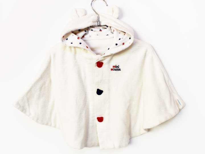 サイズ 70-90cm(ベビーフリー) 素材 綿100％ 色 白、紺、赤 汚れ、ダメージ等 汚れ、色褪せはありません 使用感ランク A 性別 男女兼用して頂けるデザインだと思います その他 前中央、ボタン留め 日本製、ピュアベール ＊使用感...