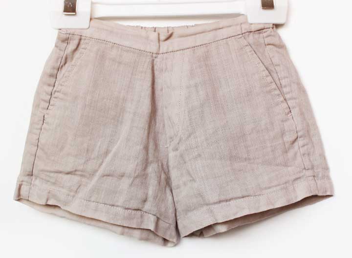サイズ 70-80cm 素材 麻100％、裏地：綿100％ 色 ベージュ 汚れ、ダメージ等 汚れ、色褪せはありません 使用感ランク A 性別 女の子 その他 フロント部分、開閉しません ウエスト：背面ゴム、アジャスター付き 綿の裏地付き ＊...