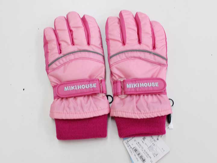 サイズ 7-8才（幅：約8cm×縦：約19.5cm） 素材 表ナイロン100％ 裏ポリエステル100％ 掌部分ポリエステル100％ リブ部分 アクリル100％ 色 ピンク 汚れ、ダメージ等 使用感ランク S 性別 女児 その他 新品未使用品...