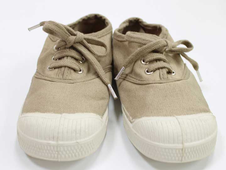 サイズ 15cm 素材 人口皮革・合成繊維 色 ベージュ 汚れ、ダメージ等 使用感ランク S 性別 男児 その他 特になし ＊使用感ランクは、Cを除き、あくまでも使用感のみ表すランクで、汚れ等は別欄で記載しております。 例）使用感【特A】で...