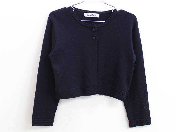 サイズ 120cm 素材 毛50％ アクリル50％ 色 濃紺 汚れ、ダメージ等 全体的に軽い毛羽立ちや引掛けがありますが、目立つものではありません。 使用感ランク AB 性別 女児 その他 特になし ＊使用感ランクは、Cを除き、あくまでも使...