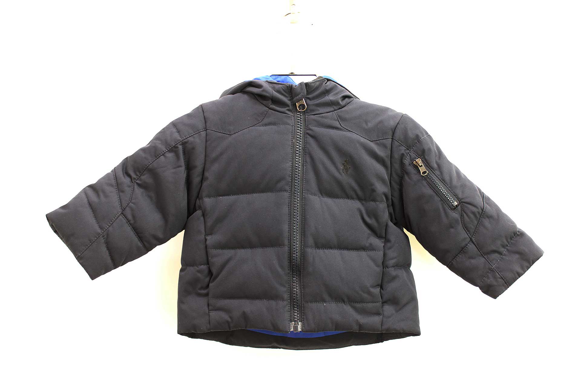 サイズ 80cm（12M） 素材 表地：ポリエステル100％ 中綿：ダウン60％フェザー40％ 裏地：ポリエステル100％ 色 濃紺 汚れ、ダメージ等 汚れや色褪せなし。 使用感ランク A 性別 男児 その他 特になし ＊使用感ランクは、C...