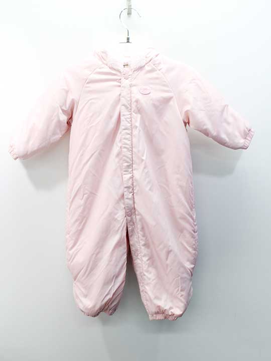 サイズ 60-80cm位 素材 表側：ポリエステル100％ 中綿：ポリエステル100％ 裏側：ポリエステル100％　 色 ピンク 汚れ、ダメージ等 汚れや色あせなし 使用感ランク 特A 性別 女児 その他 着丈約44cm 参考定価￥13,2...