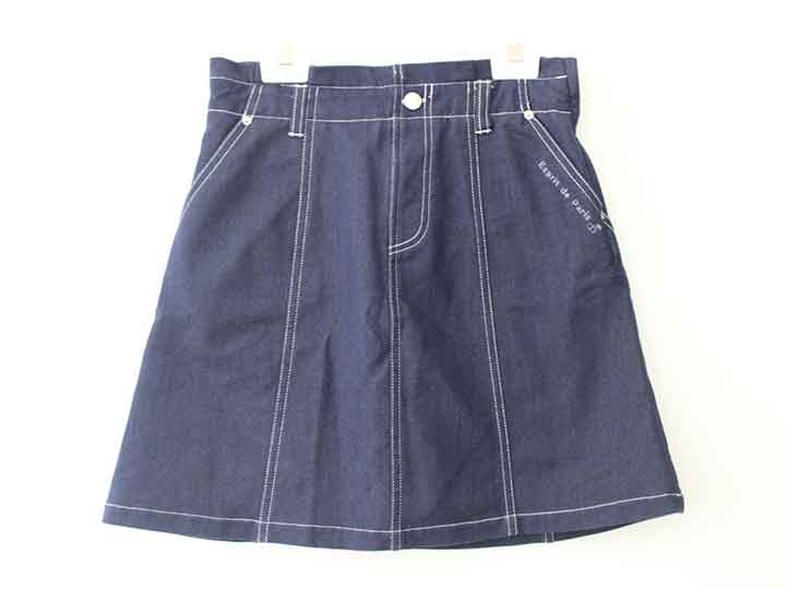 サイズ 150cm 素材 表：ポリエステル78％、レーヨン18％、ポリウレタン4％ 裏：ポリエステル70％、レーヨン30％ 色 濃いブルー、他 汚れ、ダメージ等 毛羽立ち(インナーパンツ含む)が見られますが、その他汚れはありません 使用感ラ...