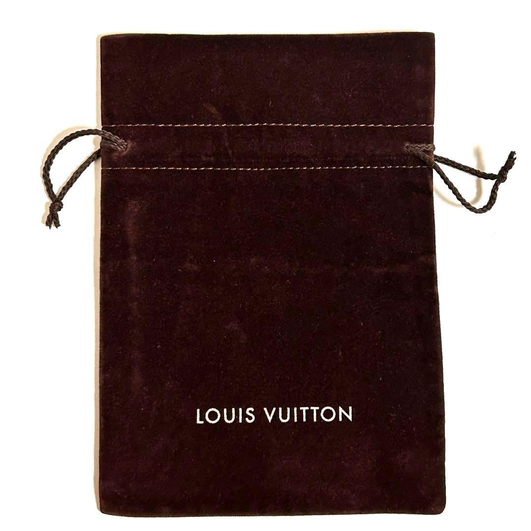 ★非売品のヴィトン アクセサリー用保存袋が入荷しました。巾着型で小物入れとしてもお使いいただけます♪お得な価格でおススメです(^.^)/~~~ ■【中古AB】【ヴィトン小物入れ】【巾着型保存袋】【レディース巾着袋】【メンズ巾着袋】 ブラウン...