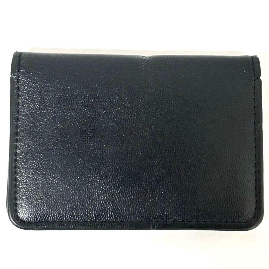 この商品について ブランド ザラ ZARA アイテム名 二つ折り カードケース 色 ブラック黒 素材 ポリウレタン 型番 - 製造 - サイズ ヨコ9.7 タテ6.3マチ1.2cm 重量36g 仕様 二つ折り式 ポケット4 付属品 - 参考...