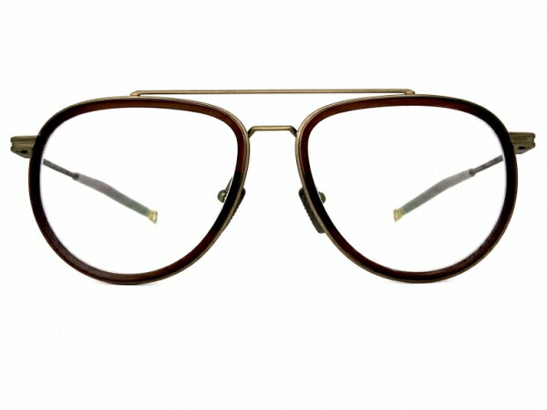 ブランド【ディータ DITA】についてDITAは、幼なじみのジェフ・ソリオとジョン・ジュニパーによって1996年にロサンゼルスで誕生しました。ハンドメイドと高品質への徹底したこだわりがDITAの特徴であり、日本の熟練職人が一切の妥協なく製作...