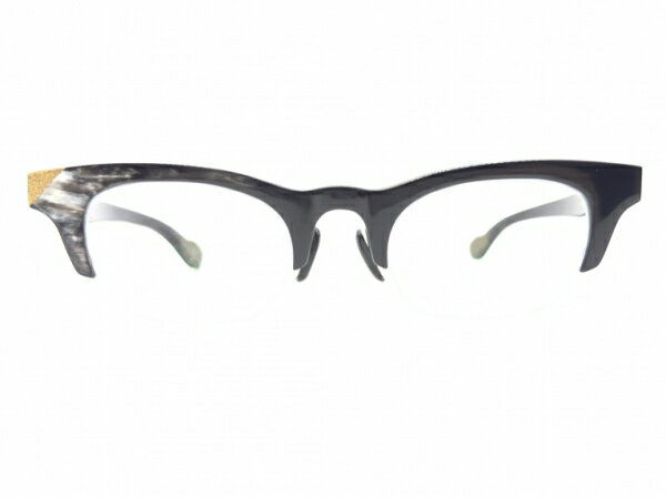 ブランド【エヌプロダクト N product】についてエヌプロダクトはデザイナーと天然素材を扱う職人達が生み出すチームプロダクトです。上品で存在感のあるバッファローホーン（水牛の角）を主体に、鼈甲（べっこう）や漆などの天然素材を組み合わせる...