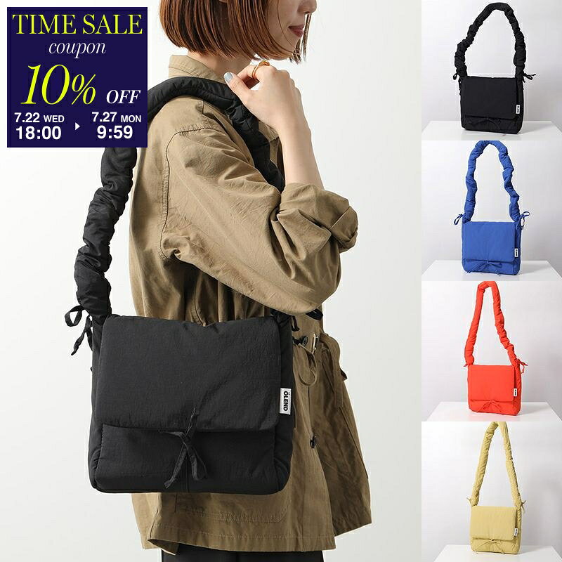 商品説明 ・スクエア型のすっきりとしたフォルムのパフバッグ『NINA BAG ニナ バッグ』 ・撥水ライトナイロン素材を使用 ・紐留めの内側メインコパーメントにオープンポケット×1 ・ギャザータイプのショルダーストラップはお好みの長さに調整...
