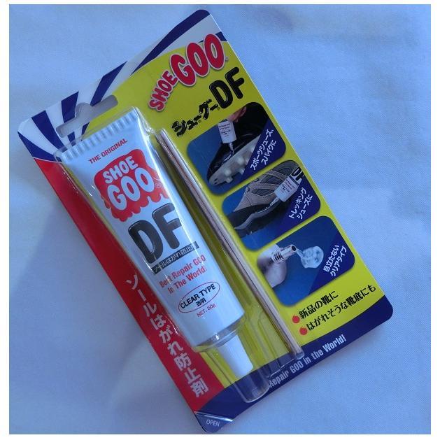 靴の補修 接着剤 シューグ S313 ソールの隙間に塗ってスパイクや登山靴の補強にも ディフェンダーという意味を持つ「シューグーDF」。 サッカーや野球スパイク、スノーボードブーツなどのアッパー とソールの隙間に塗って、ソール剥がれの原因と...