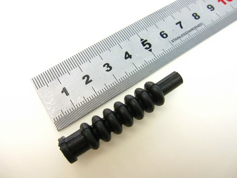 ＜特長＞埃や雨水からケーブルを保護するジャバラブーツ。耐候性に優れた材質を用いたことで、長期間のご使用でも劣化が少なく、高い信頼性を誇ります。当製品は二輪車専用品です。＜サイズ＞全長 L 50mmMAX太さ φ10.8穴径 φ3.0、φ6....