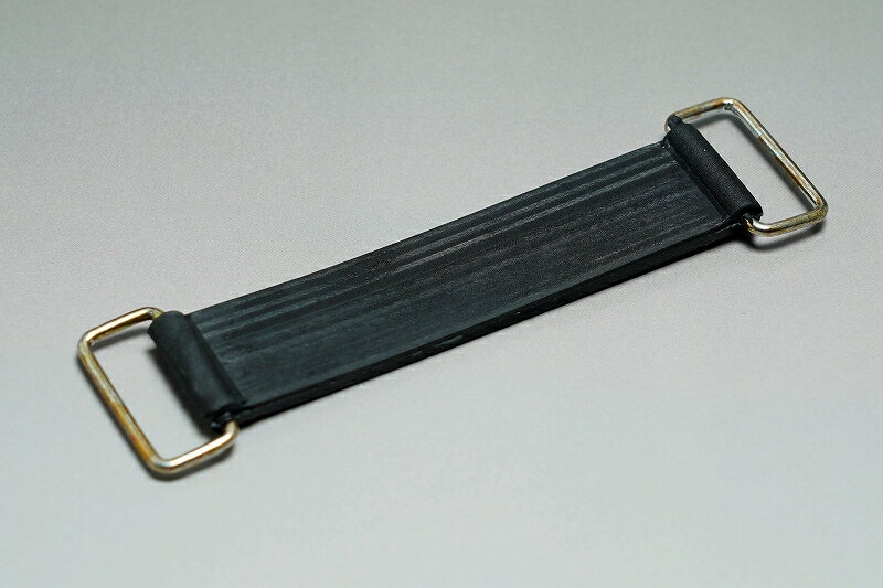 ■内容 12Vモンキー、ゴリラ用バッテリーバンドです。 キャブレター車にご使用いただけます。 ■適合車 YTR4A-BS専用 モンキー/ゴリラ（12V）Z50J 2000001〜 モンキー/ゴリラ（12V）AB27 1000001〜1899...