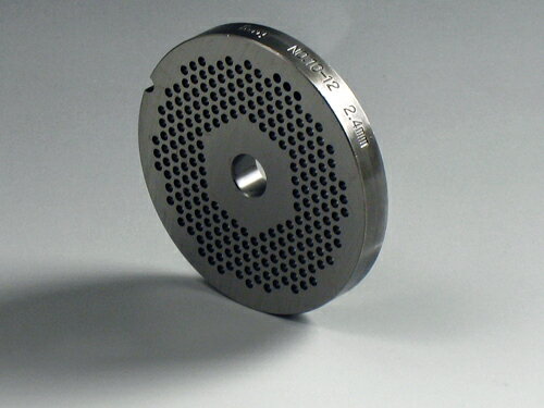 ボニーのプレートは特殊な金属に特別な熱処理を施し、精密研磨仕上げしたものです。鋭い切れ味と抜群の耐久性を持っており、また種々の材質と様々な形状のものがありますので家庭用から業務用、食肉加工用大型機械にまで幅広くご利用いただいております。※プ...