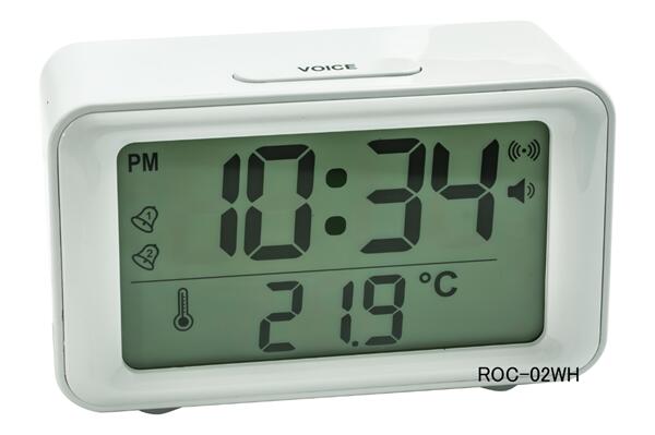　【送料無料】イイモノ(Iimono) 置き時計 ホワイト 120×75×50mm 音声で時刻と温度をお知らせする電波クロック ROC-02WH　■送料 ※北海道・九州・沖縄・離島は別途送料（1080円〜2160円） 製品特徴 ●音声で時刻...
