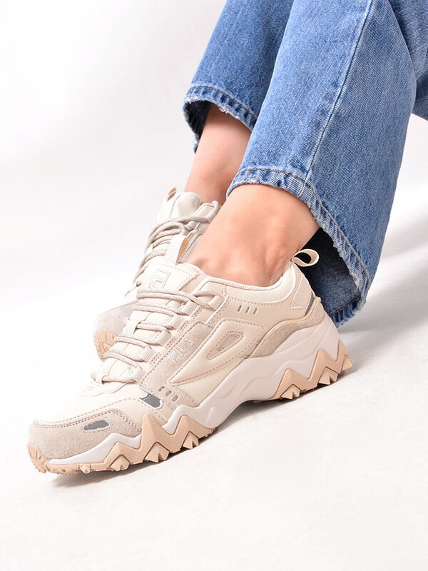 FILA フィラ スニーカー 厚底 レディース おしゃれ かわいい シンプル ダッド ダッドシューズ OAKMONT TR Beige Brown Grey ダッドスニーカー 厚底スニーカー ...