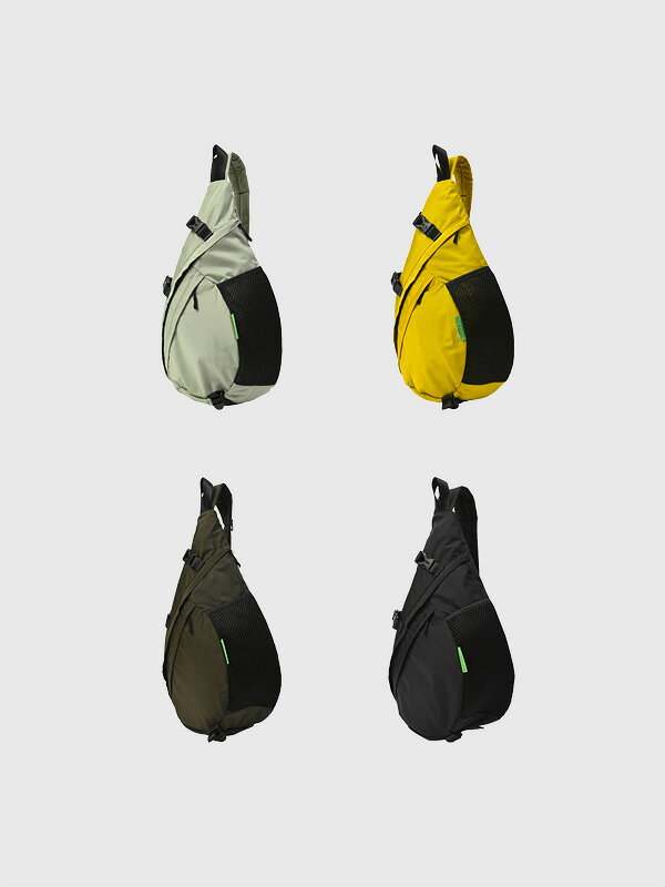 PRODUCT DESCRIPTION KiU One shoulder bag キウ ワンショルダー バッグ 【KiU(キウ)】 KiUは、どんな天気でもその場を楽しむことをモットーに、 日常から離れたアウトドアシーンで快適に、自分らしく...