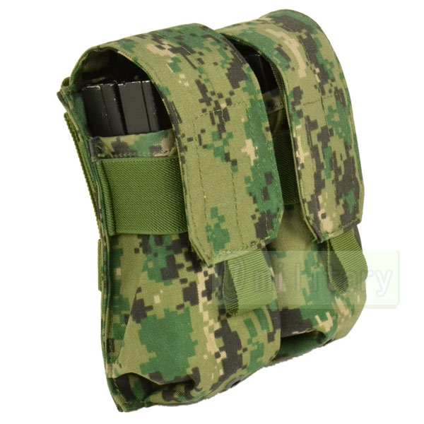 米特殊部隊等で採用されている「AOR2」迷彩を採用！ M4およびM16系のマガジンを収納するダブルマガジンポーチ。 ノーマルマガジンであれば各収納口2本ずつ、計4本収納可能です。 同色の装備に限らず、グリーン系の装備のアクセントにも最適です。　
