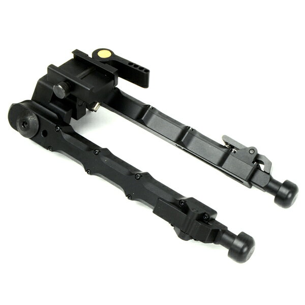 Accu-Tac SR-5 を再現した 金属製バイポッド。 20mmレールに対応のため、多くのライフルに取り付け出来る汎用性の高い商品です。 スナイパーライフルやマークスマンライフルのカスタムパーツとしてご検討ください。 足の回転軸は45度...