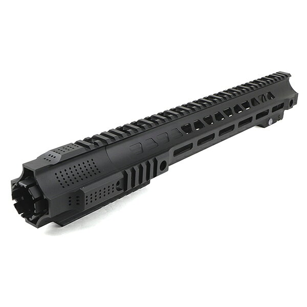 アメリカ銃器メーカーSAI(Salient Arms International)製の カスタムAR-15 SAI GRYに装備されているM-Lok レールハンドガードを再現した商品です。 M-LOKスロットが備わったワンピースハンドガード...
