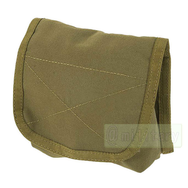 シンプル小型のメディカルポーチ。 医療キット等、ツール関係を収納することを目的としています。 横開き形式のため、背面腰のあたりに取り付けた際に手をまわして中身を取りやすくなっています。 裏側にはMOLLE対応ベルトが装着されており、MOLL...