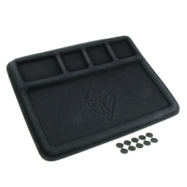 全体が起毛風の素材で覆われたトレイです。 トレイの表面はやわらかなタッチになっており アクセサリーの一時的な置き場などとしてご活用頂けます。 間仕切り状になった作りも小物類を区別して置くことが出来、便利です。 【サイズ（約-cm）】 40....