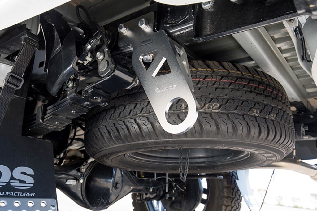JAOS 牽引フック リヤ ハイラックス 125系 Z“GR SPORT”TOWING HOOK REAR/LH HILUX GR-S 21+商品内容牽引フック、強化ボルトセット商品詳細・適合車種:ハイラックス 125系 Z“GR SPOR...