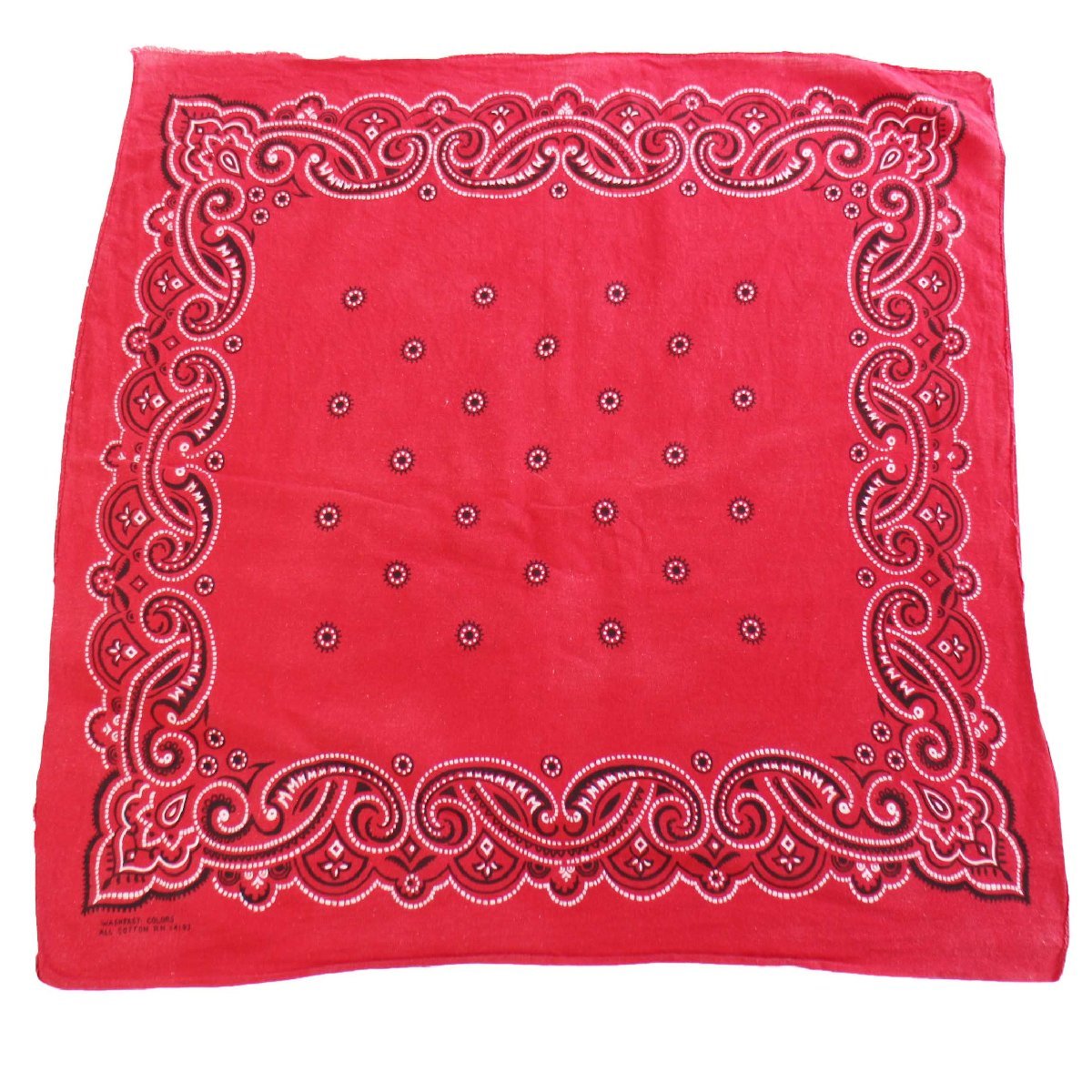 商品詳細 60s〜頃のバンダナです。WASHFAST COLORS、RN14193一辺に耳付きカラー：赤素材：ALL COTTON大きさ：約56cm×55cm多少の誤差はご了承ください。コンディション：使用感があり、1辺の端にほつれはありま...