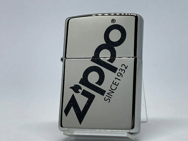 ギフト対応 商品説明 ★永遠の定番、ZIPPOロゴに新デザインが仲間入り。 主な特長 ●ZIPPO No.200FBベース ●クロームメッキ＋プリント仕上げ ●底面の刻印は異なる場合がございます。 ●保証書・箱。 備考