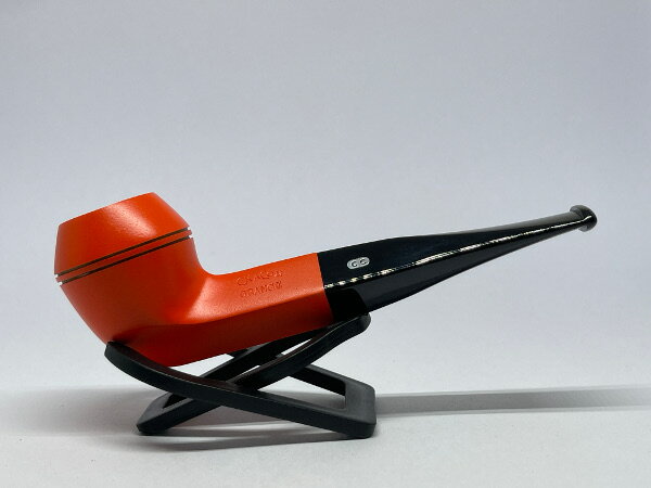 ギフト対応 商品説明 ★ブルドックのストレートタイプ。 　ラッカーで仕上げたオレンジが印象的。 　エルメスオレンジを思わせる鮮やかな発色はさすがフランスの美意識。 　9mmのアダプター付。 主な機能 ●サイズ(約)：全長146mm×高さ48...