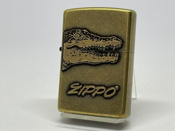 ギフト対応 主な特長 ●ZIPPOレギュラーサイズベース ●プレートメタル・ブラスユーズド仕上げ ●底面の刻印は異なる場合がございます。 ●保証書・箱。 備考