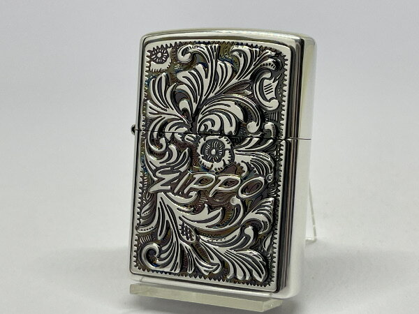 ギフト対応 商品説明 ★メタルレリーフの加工や貼り付け、磨き上げまでを職人がひとつひとつ手作業で仕上げます。 　長いZippoの歴史の中で根強く人気を保っているアラベスク(唐草)模様をあしらった、ブランドの魅力と伝統を表現した逸品です。 主...