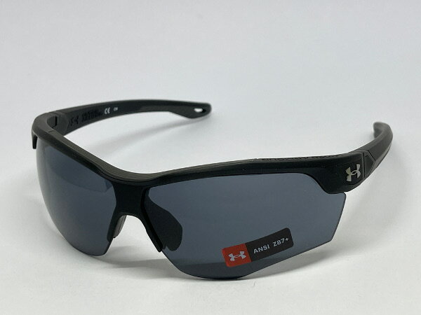 ギフト対応 商品説明 ★アンダーアーマーは、アメリカ合衆国メリーランド州ボルチモアに本社を置くスポーツ用品メーカー。 　ブランド名は、「セカンドスキン（第二の皮膚）」のように身体に密着するという特徴的なウェアを、 　ユニフォームの下（＝Un...